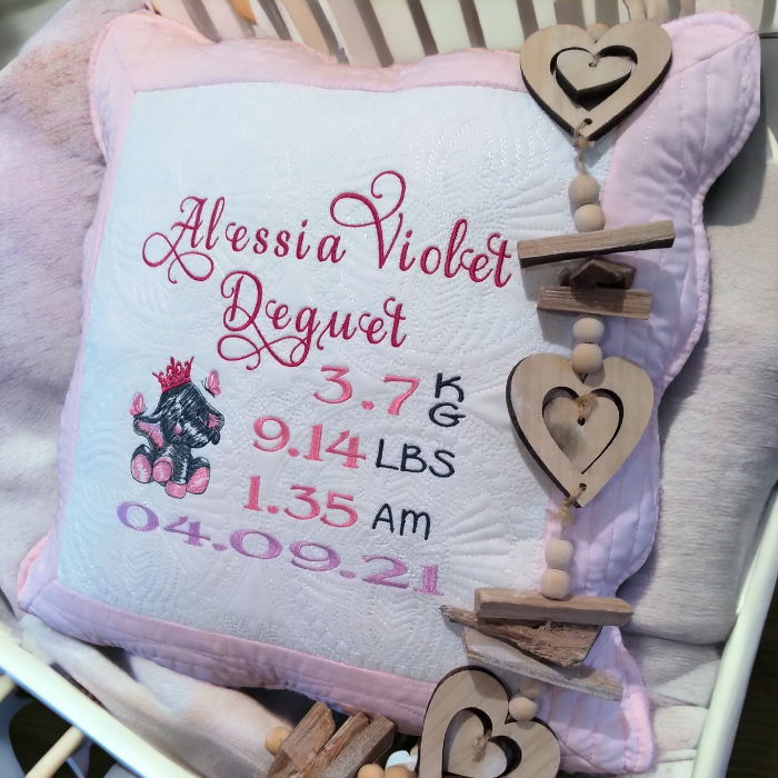 Personalised Embroidered Safari Animals Heirloom Baby Cot Quilt ...
